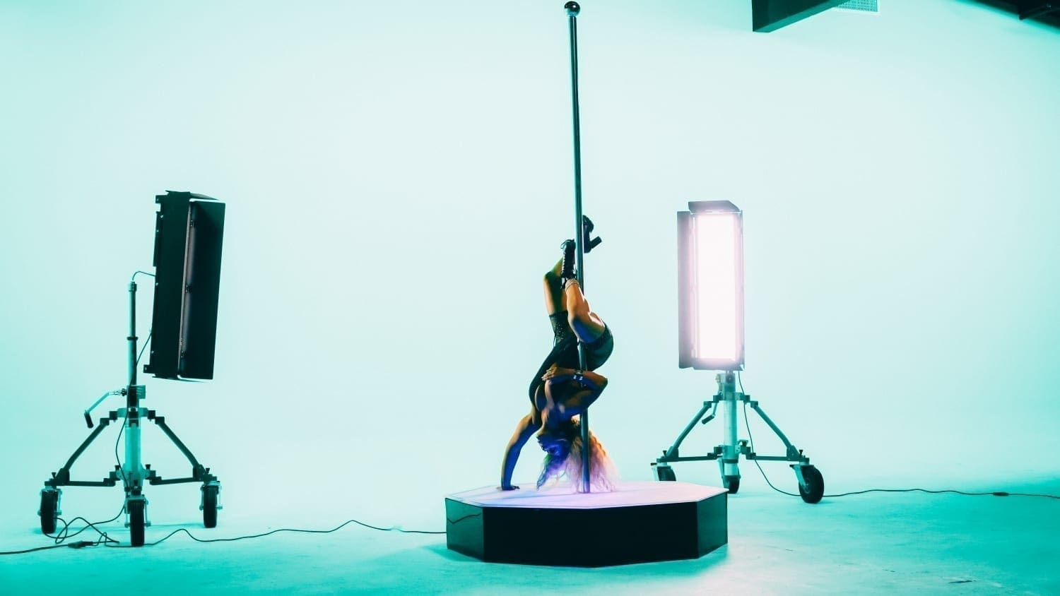 All Star Stages Industrial Spinning Dance Poles For Rent