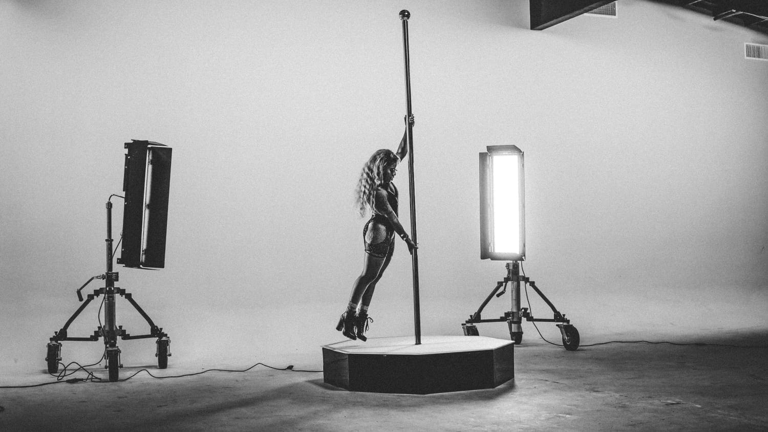 All Star Stages Clear Plexi See Thru Stage for Shooting Film